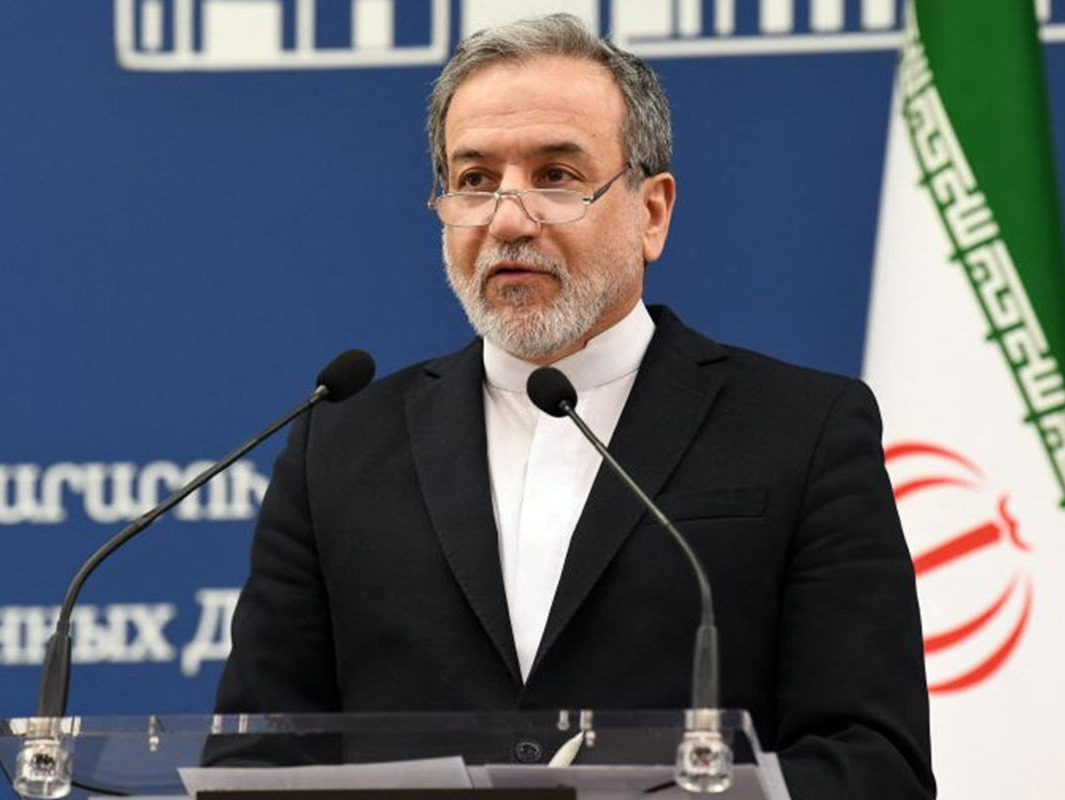 Iran foreign min: Blockading Iranian ports is an act of war | investingLive