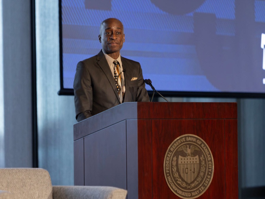 Fed's Jefferson says jobs market is stabilizing and inflation should ...