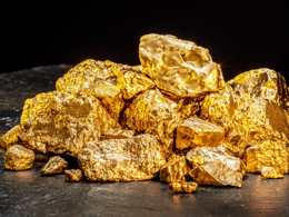 Deutsche Bank lifts 2026 gold forecast to US$4,450 as structural demand ...