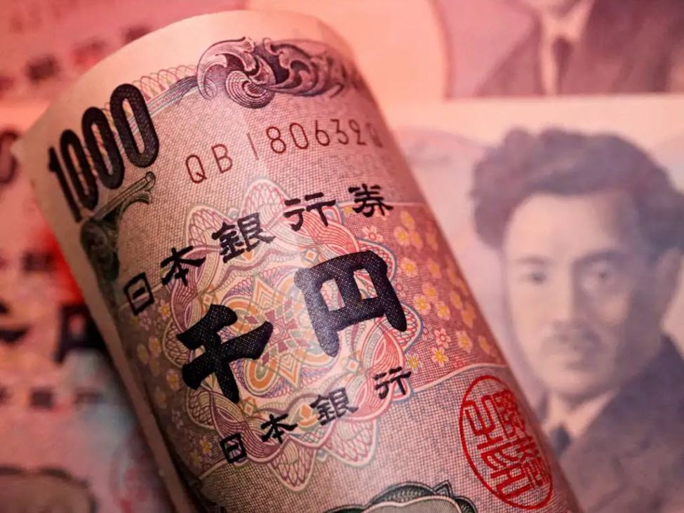 Tokyo officials intensify verbal intervention on the Japanese yen ...