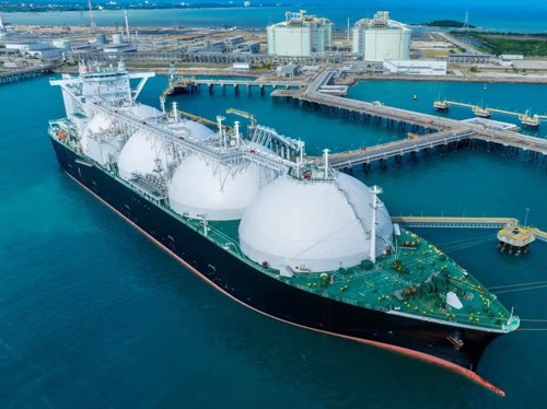 Qatar reportedly offers to lease LNG tankers as Ras Laffan plant stays ...