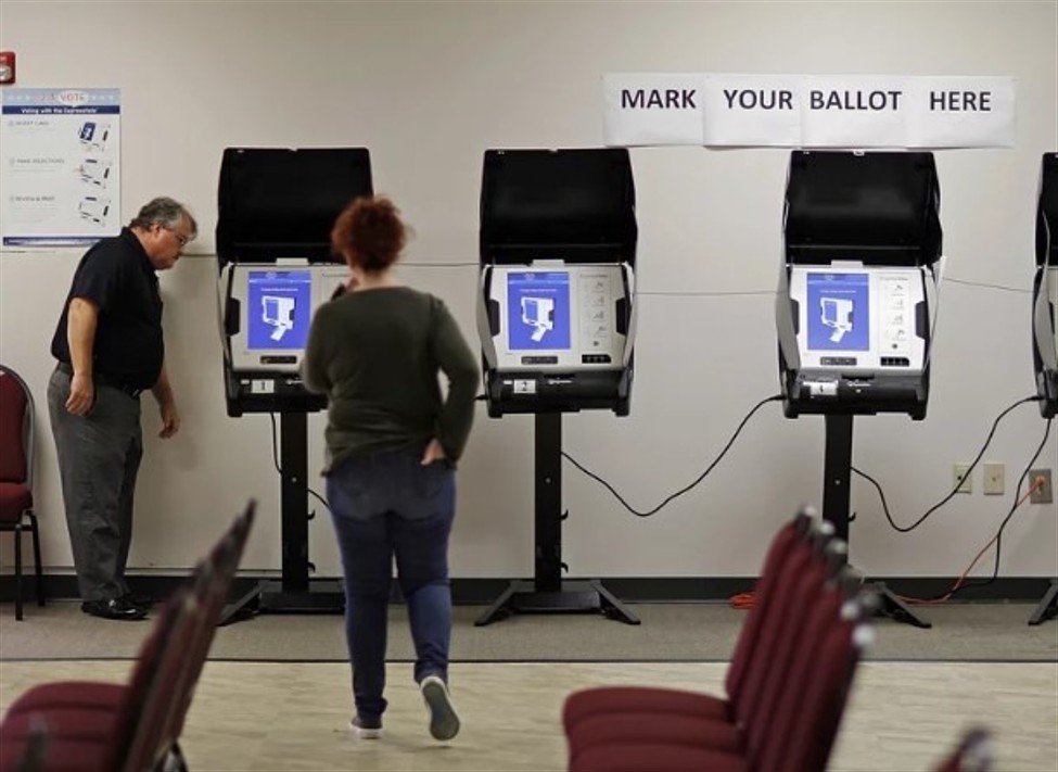 US election - Women are far outpacing men in voting early. | investingLive